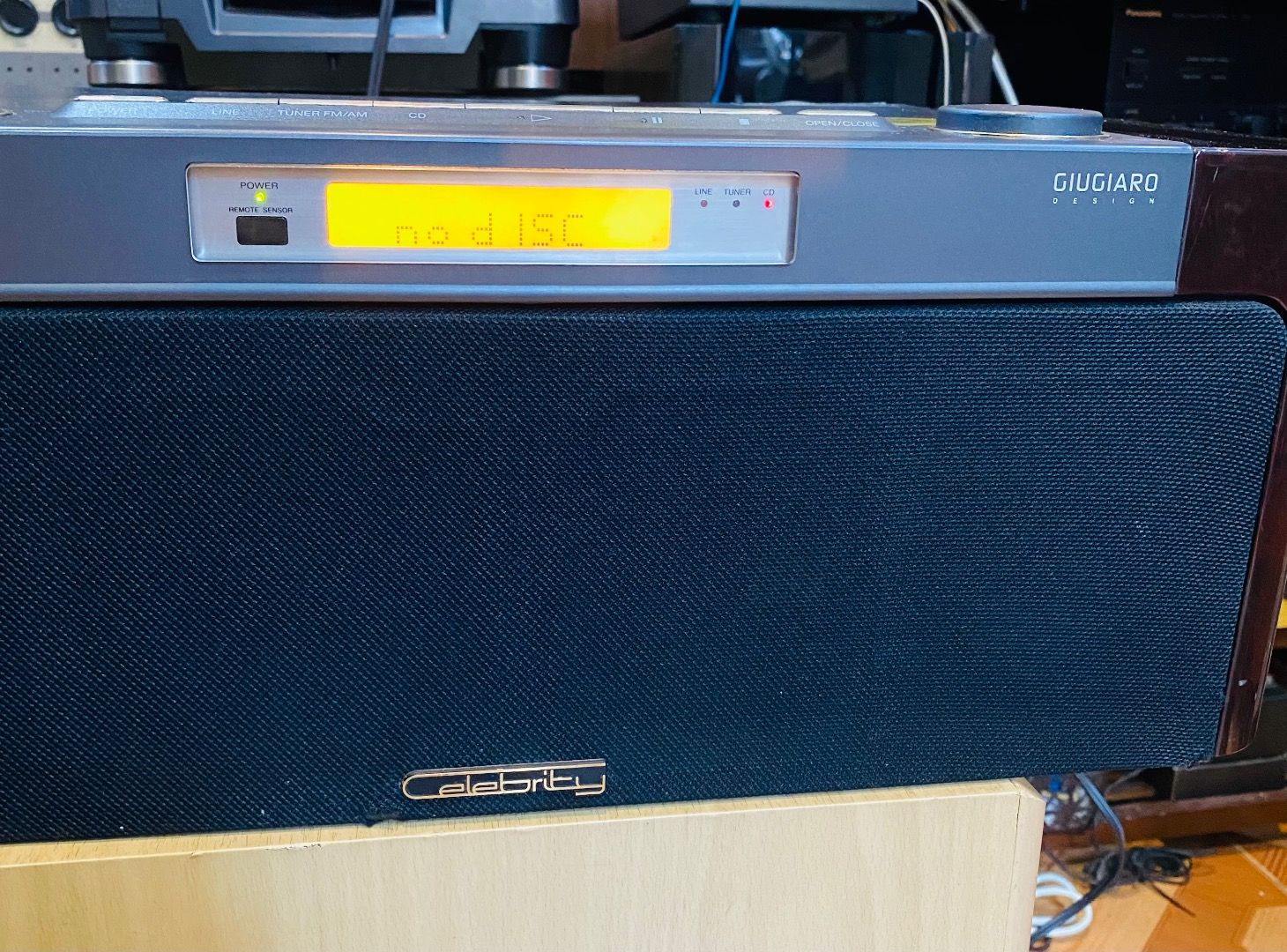 ĐÀI ĐĨA CD SONY D3000 Hàng ************ Japan điện 100v hàng kỷ niệm 25 ...