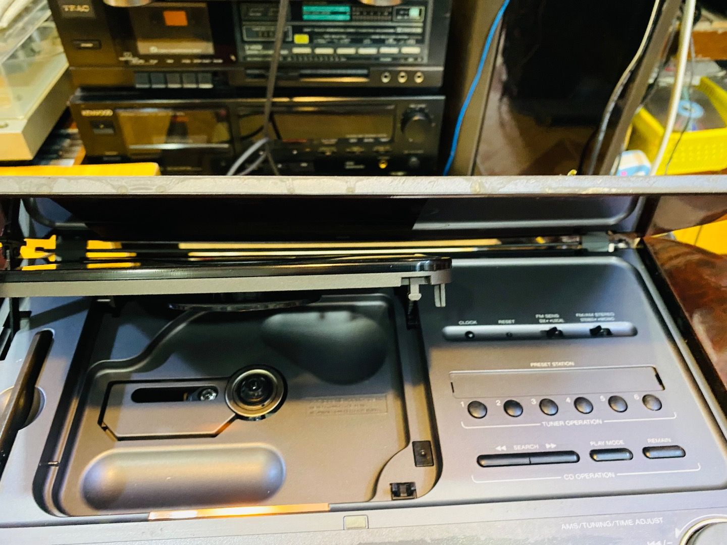 ĐÀI ĐĨA CD SONY D3000 Hàng ************ Japan điện 100v hàng kỷ niệm 25 ...